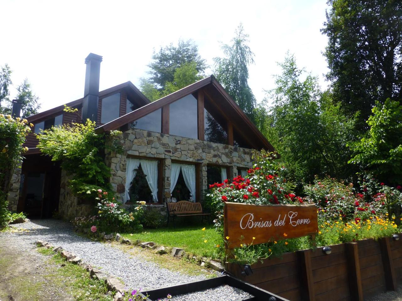 BRISAS del CERRO - Hosterías en Villa la Angostura